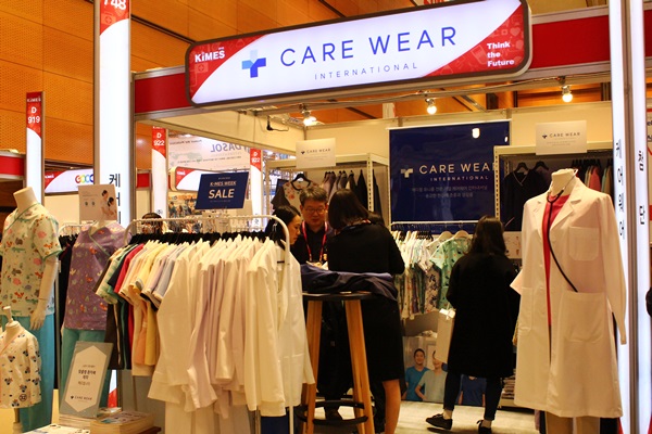[KIMES 2018] Care Wear, introduced Differentiated Medical Uniform