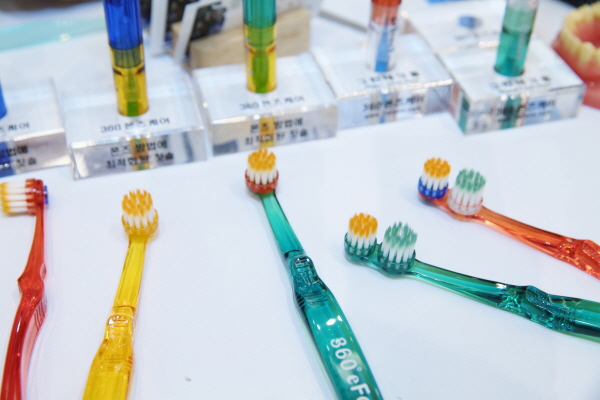 [MIK 2018] Green Tech Roll Introduces ‘360 Fones Toothbrush’, A ...