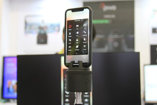 [CES 2019] 3i Displays ‘Pivo’, a Device that can make Unique Photo and ...