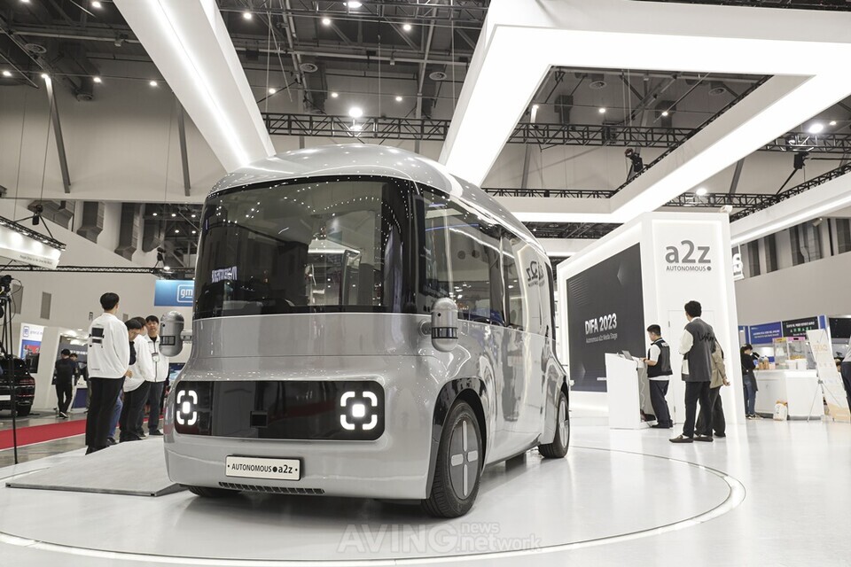 Autonomous a2z unveils its mass-production model developed in house for fully autonomous ...