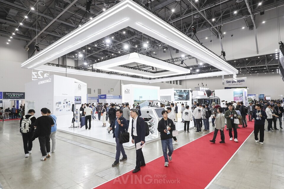 Autonomous a2z unveils its mass-production model developed in house for ...