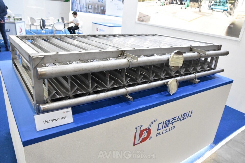 DL Showcases ‘Liquid Hydrogen Transport Trailer’ at H2 MEET 2024: “Low ...