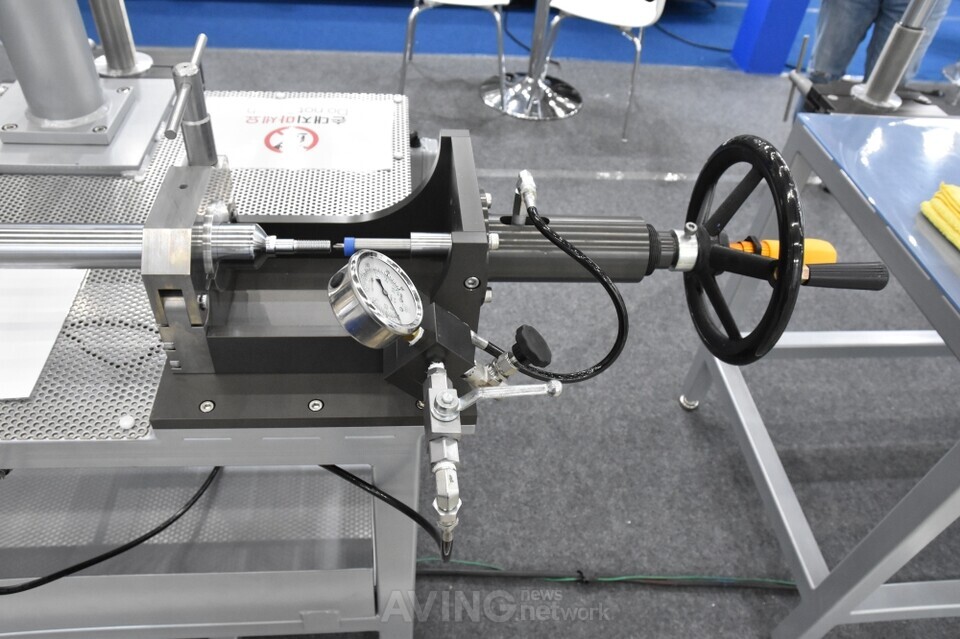 NeoTech Showcases Customizable Suspension Systems for Automobiles at ...