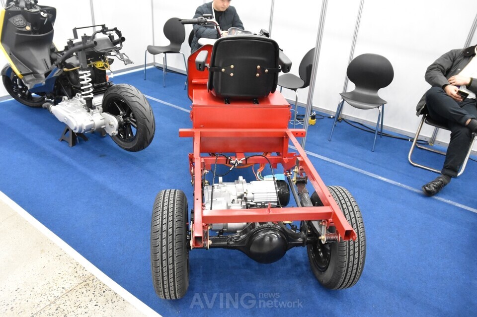 CH Motors unveils electric three-wheeled cargo vehicle optimized for ...