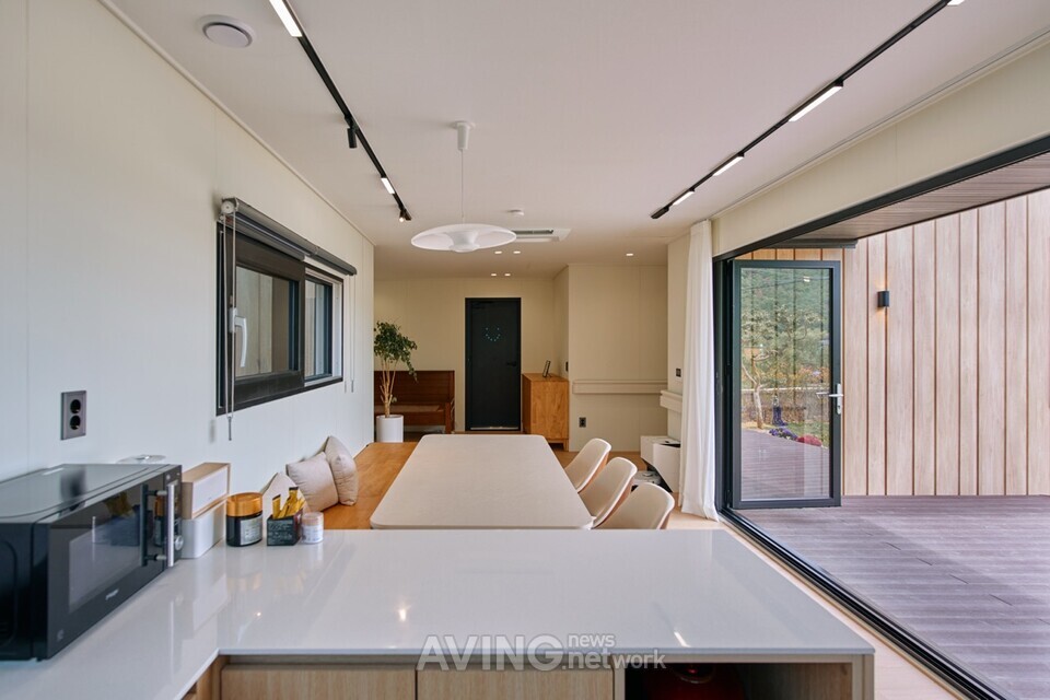 Unit Lab to Showcase Web-Based Custom Modular Housing at COMEUP Stars ...