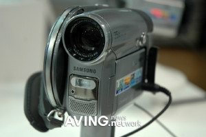 Samsung to reveal 26X optical zoom digital camcorder