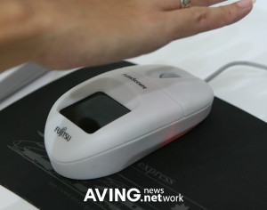Fujitsu to unveil 'Palm Secure' mouse with a palm vein scanner