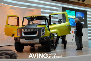 SUZUKI to present new CUV(Crossover Utility Vehicle) concept car 'X-HEAD'