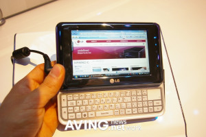 LG to introduce its 4.8-inch UMPC prototype