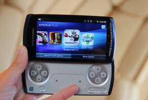 AT&T to Launch Sony Ericsson Xperia Play with Gingerbread, Blue Color ...