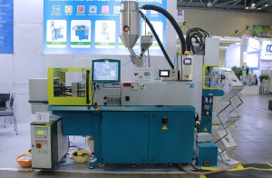 [KOPLAS 2019] SCM introduces compact precision injection molding ...